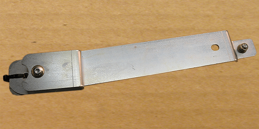 BRACKET, SCBA WALL MOUNT - pierce