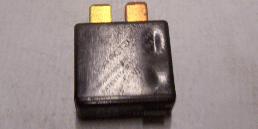 BREAKER,CKT MAN 8A PLUG - pierce