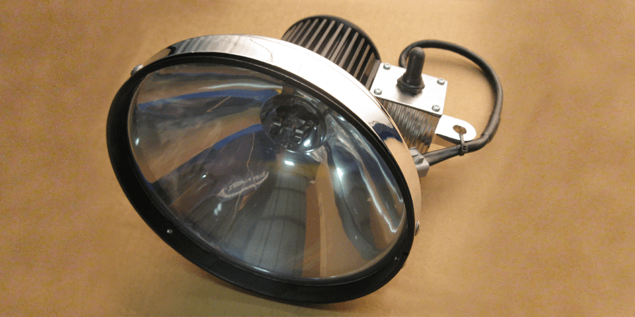 LIGHT,DECK SPT/FLD,FX12 W/SQ B - pierce