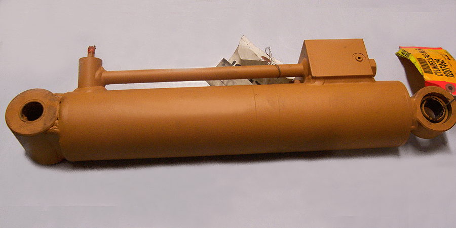 CYLINDER,LEVELING SLAVE - pierce