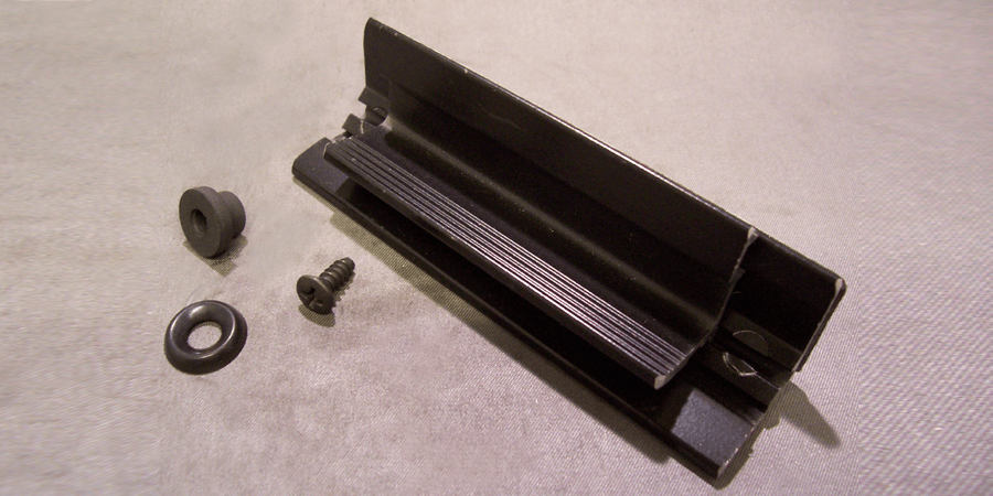 SLIDING WINDOW LATCH ASSEMBLY - pierce