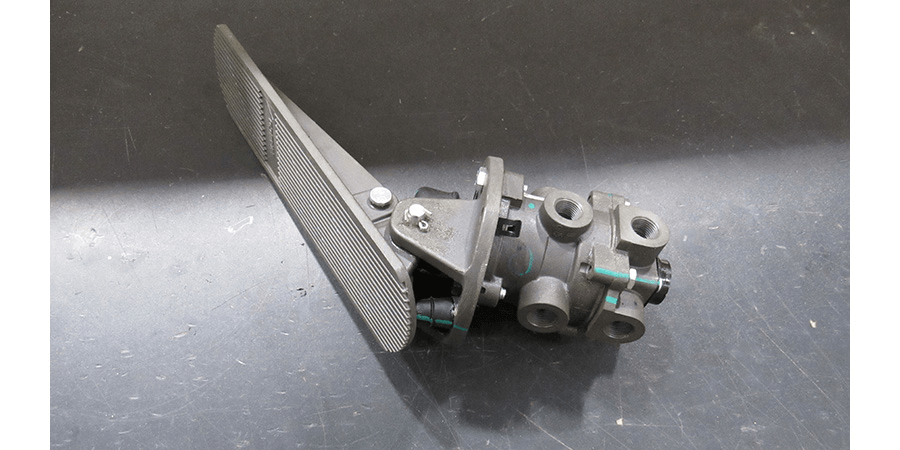 VALVE,BRAKE,DUAL,TREADLE - pierce