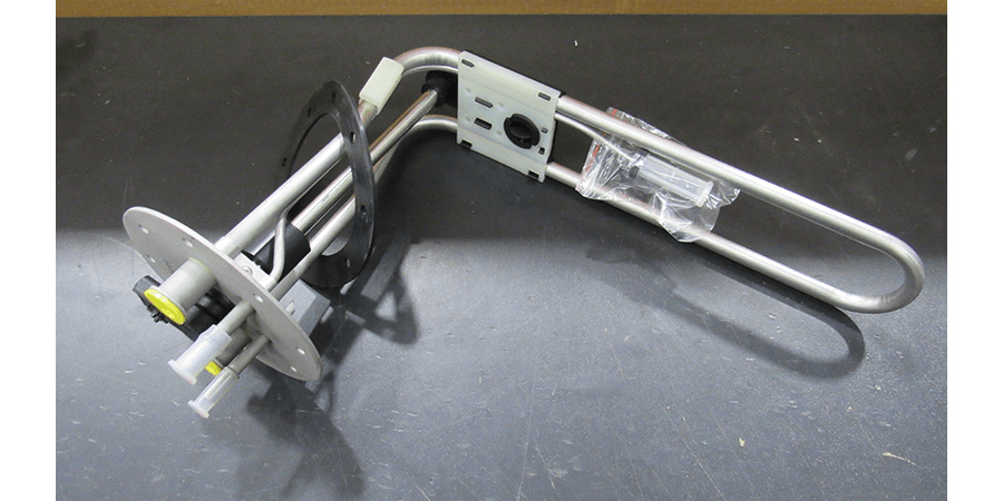 HEADER,DEF TANK,4.5GAL,DDC - pierce